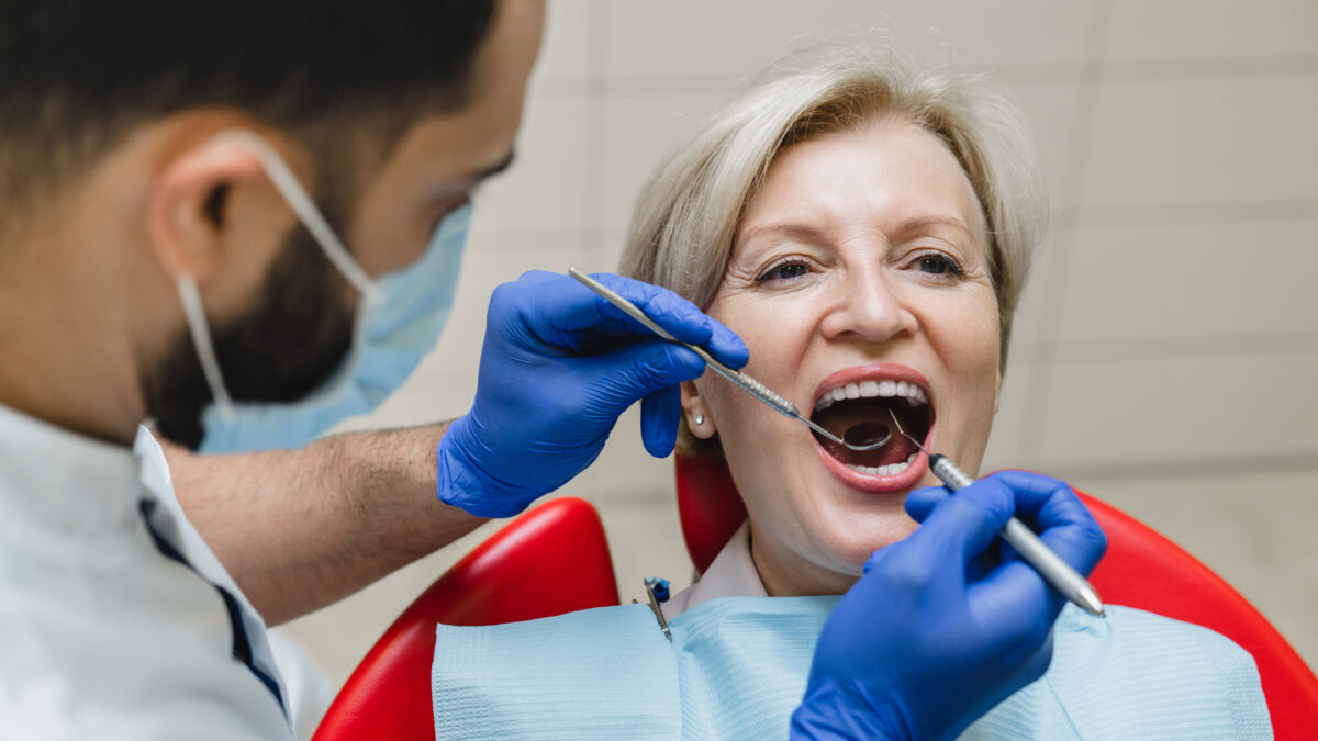 Infection After Tooth Extraction: Signs You Shouldn’t Ignore